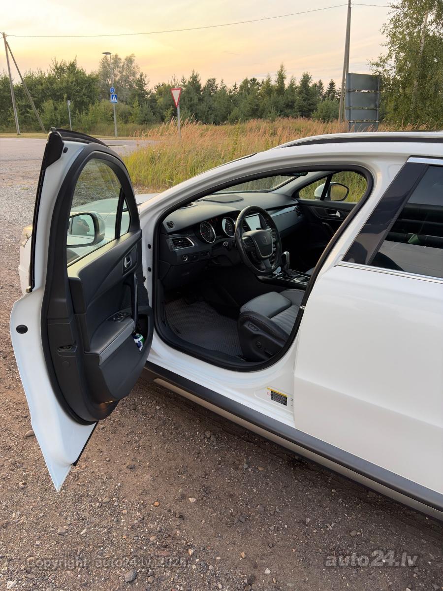 Balts Peugeot 508 2015 Tallina, ar dzinēja tilpumu 2.00 L un nobraukumu 247 tūkst. km par 9200 €, foto 12 vietnē AUTOMOTO.COM.LV