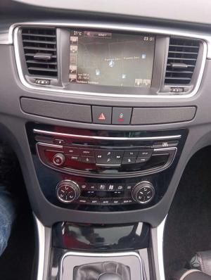 White Peugeot 508 2016 in Utena, with an engine capacity of 2.00 L and mileage of 195 thousand km for 6990 €, photo 9 on AUTOMOTO.COM.LV