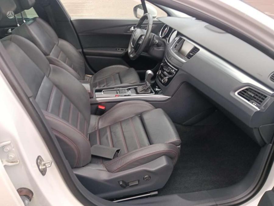 White Peugeot 508 2016 in Utena, with an engine capacity of 2.00 L and mileage of 195 thousand km for 6990 €, photo 10 on AUTOMOTO.COM.LV