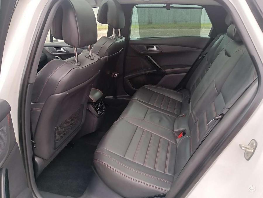 White Peugeot 508 2016 in Utena, with an engine capacity of 2.00 L and mileage of 195 thousand km for 6990 €, photo 11 on AUTOMOTO.COM.LV