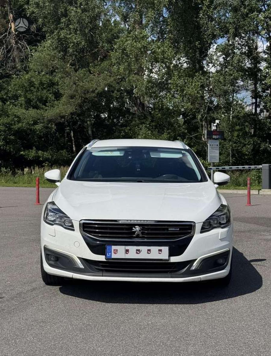 White Peugeot 508 2016 in Vilnius, with an engine capacity of 2.00 L and mileage of 223 thousand km for 5900 €, photo 3 on AUTOMOTO.COM.LV