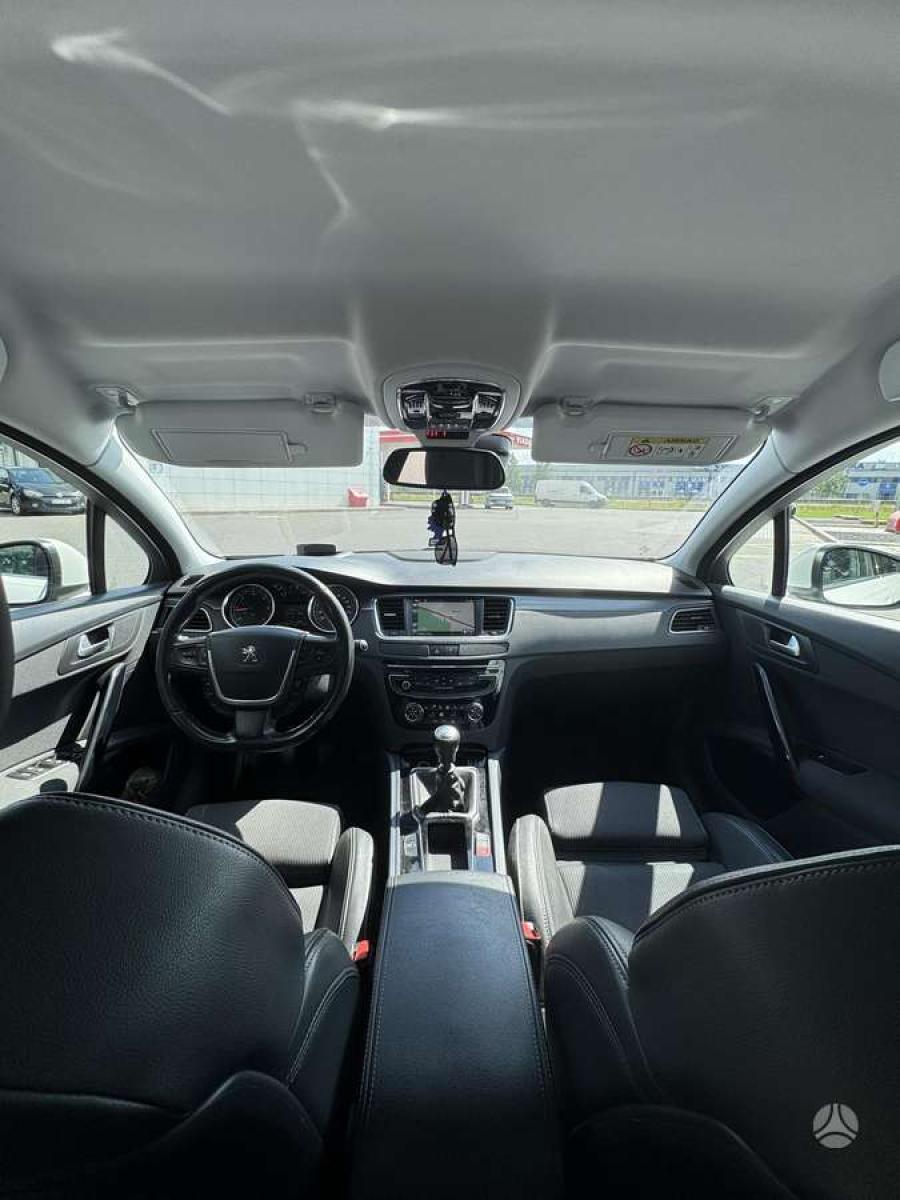 White Peugeot 508 2016 in Vilnius, with an engine capacity of 2.00 L and mileage of 223 thousand km for 5900 €, photo 15 on AUTOMOTO.COM.LV