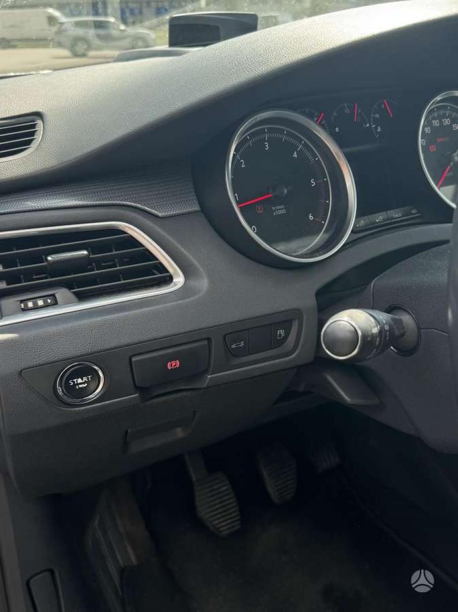 White Peugeot 508 2016 in Vilnius, with an engine capacity of 2.00 L and mileage of 223 thousand km for 5900 €, photo 17 on AUTOMOTO.COM.LV