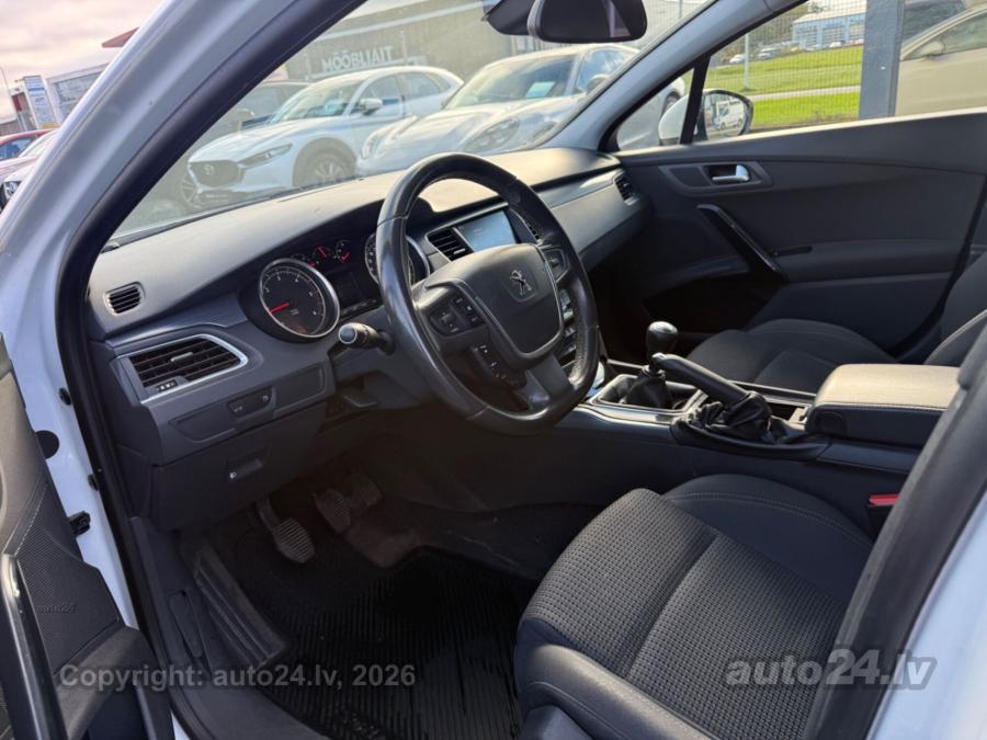 Balts Peugeot 508 2016 Tallina, ar dzinēja tilpumu 1.60 L un nobraukumu 286 tūkst. km par 4990 €, foto 6 vietnē AUTOMOTO.COM.LV