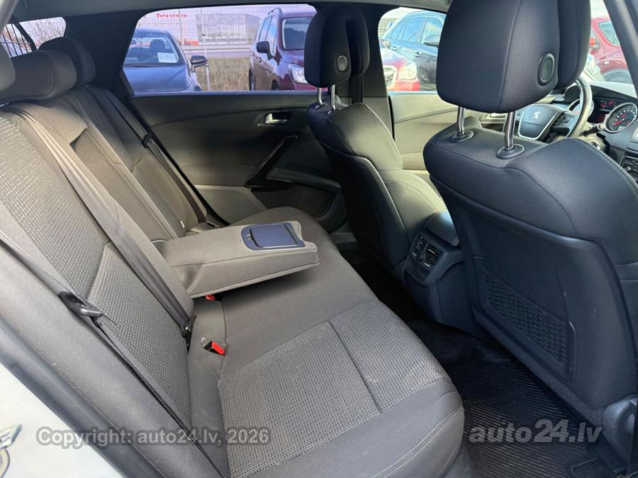 Balts Peugeot 508 2016 Tallina, ar dzinēja tilpumu 1.60 L un nobraukumu 286 tūkst. km par 4990 €, foto 11 vietnē AUTOMOTO.COM.LV