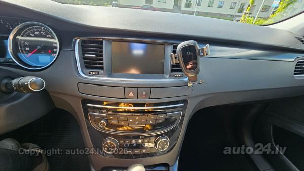 White Peugeot 508 2017 in Rakvere, with an engine capacity of 2.00 L and mileage of 231 thousand km for 9999 €, photo 2 on AUTOMOTO.COM.LV