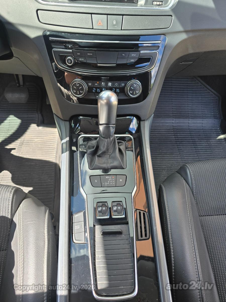 Balts Peugeot 508 2017 Tallina, ar dzinēja tilpumu 2.00 L un nobraukumu 243 tūkst. km par 9500 €, foto 10 vietnē AUTOMOTO.COM.LV