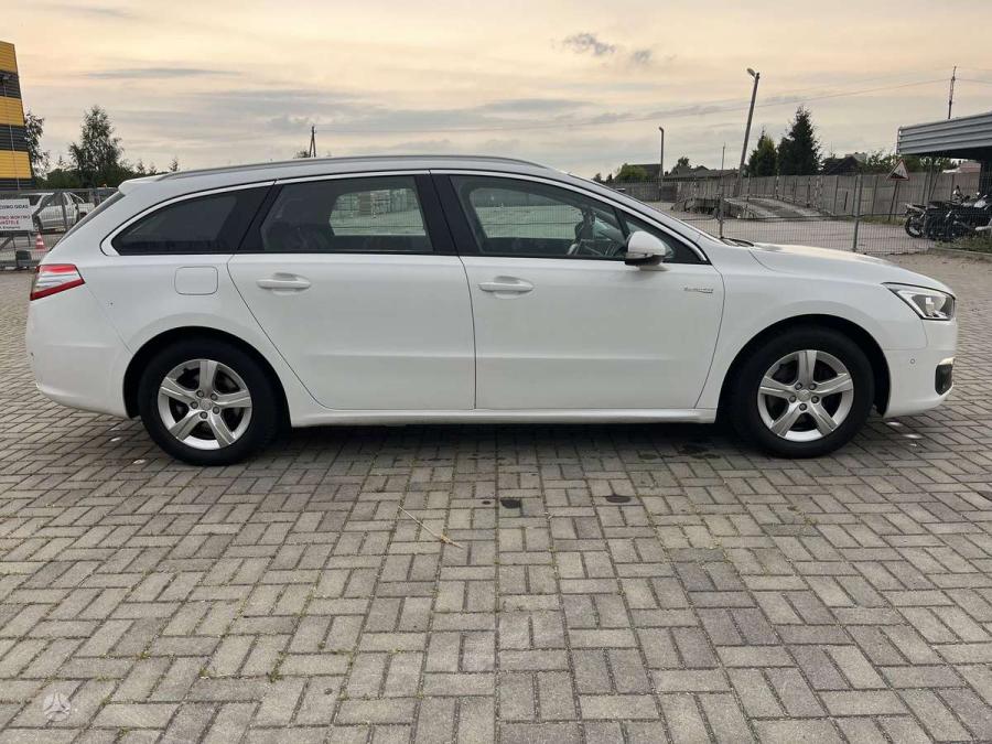 White Peugeot 508 2017 in Taurage, with an engine capacity of 2.00 L and mileage of 254 thousand km for 5700 €, photo 7 on AUTOMOTO.COM.LV