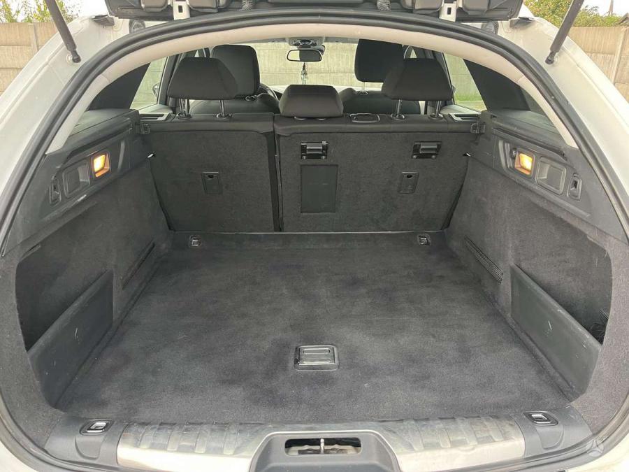 White Peugeot 508 2017 in Taurage, with an engine capacity of 2.00 L and mileage of 254 thousand km for 5700 €, photo 12 on AUTOMOTO.COM.LV