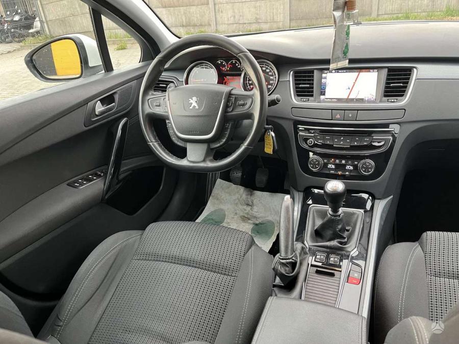 White Peugeot 508 2017 in Taurage, with an engine capacity of 2.00 L and mileage of 254 thousand km for 5700 €, photo 16 on AUTOMOTO.COM.LV
