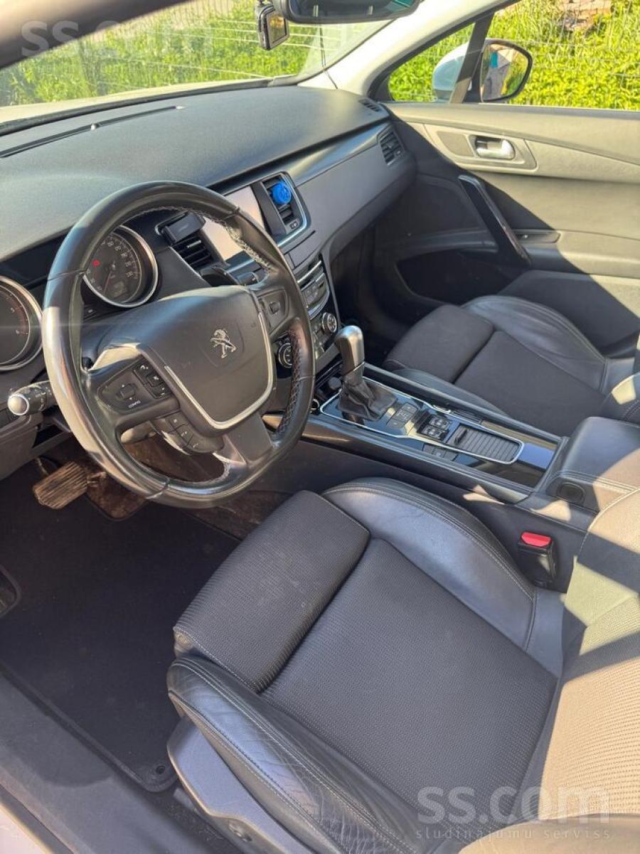 White Peugeot 508 2018 in Riga, with an engine capacity of 2.00 L and mileage of 206 thousand km for 6900 €, photo 10 on AUTOMOTO.COM.LV