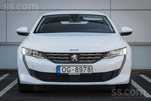 White Peugeot 508 2019 in Riga, with an engine capacity of 1.50 L and mileage of 141 thousand km for 10500 €, photo 3 on AUTOMOTO.COM.LV