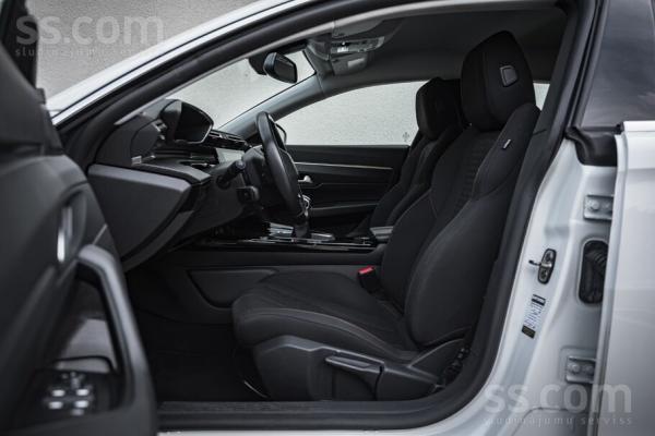 White Peugeot 508 2019 in Riga, with an engine capacity of 1.50 L and mileage of 141 thousand km for 10500 €, photo 9 on AUTOMOTO.COM.LV