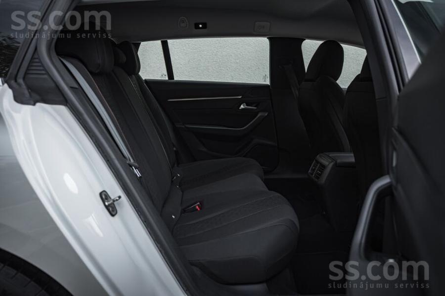 White Peugeot 508 2019 in Riga, with an engine capacity of 1.50 L and mileage of 141 thousand km for 10500 €, photo 13 on AUTOMOTO.COM.LV