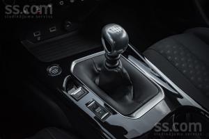 White Peugeot 508 2019 in Riga, with an engine capacity of 1.50 L and mileage of 141 thousand km for 10500 €, photo 21 on AUTOMOTO.COM.LV