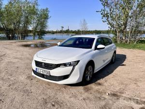 White Peugeot 508 2020 in Riga, with an engine capacity of 1.50 L and mileage of 228 thousand km for 11200 €, photo 3 on AUTOMOTO.COM.LV