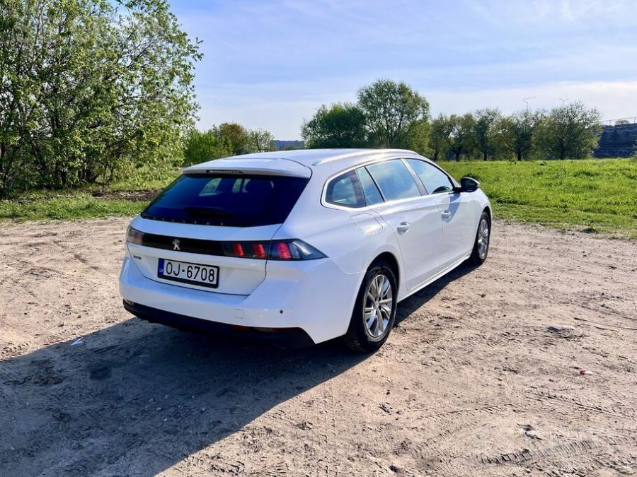White Peugeot 508 2020 in Riga, with an engine capacity of 1.50 L and mileage of 228 thousand km for 11200 €, photo 6 on AUTOMOTO.COM.LV