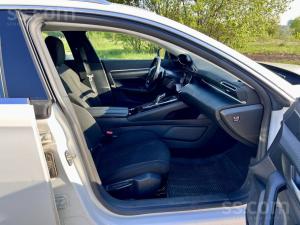 White Peugeot 508 2020 in Riga, with an engine capacity of 1.50 L and mileage of 228 thousand km for 11200 €, photo 12 on AUTOMOTO.COM.LV