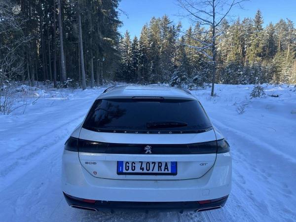 White Peugeot 508 2021 in Vilnius, with an engine capacity of 1.50 L and mileage of 196 thousand km for 16000 €, photo 4 on AUTOMOTO.COM.LV