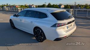 White Peugeot 508 2021 in Tallinn, with an engine capacity of 1.50 L and mileage of 125 thousand km for 14900 €, photo 3 on AUTOMOTO.COM.LV