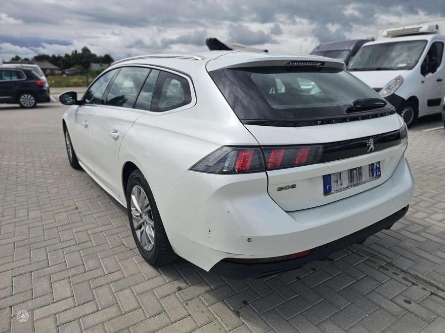 White Peugeot 508 2021 in Taurage, with an engine capacity of 1.50 L and mileage of 267 thousand km for 7200 €, photo 6 on AUTOMOTO.COM.LV