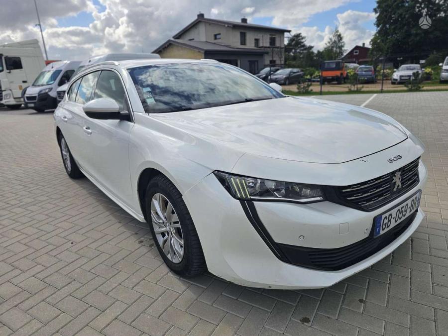 Белый Пежо 508 2021 в Таураге, объемом двигателя 1.50 л и пробегом 260 тыс. км за 7200 €, фото 4 на AUTOMOTO.COM.LV