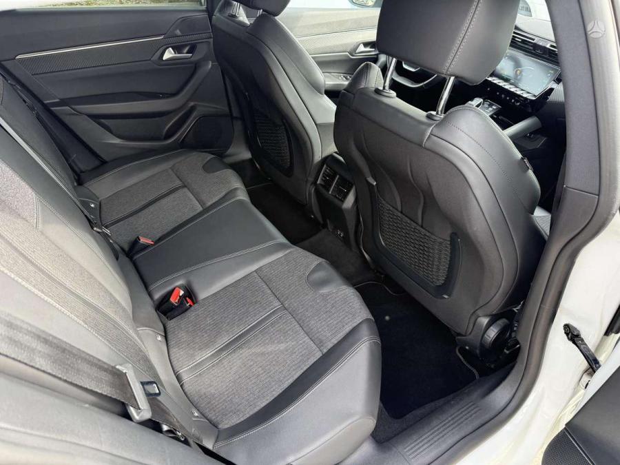 White Peugeot 508 2022 in Vilnius, with an engine capacity of 1.60 L and mileage of 220 thousand km for 12999 €, photo 23 on AUTOMOTO.COM.LV