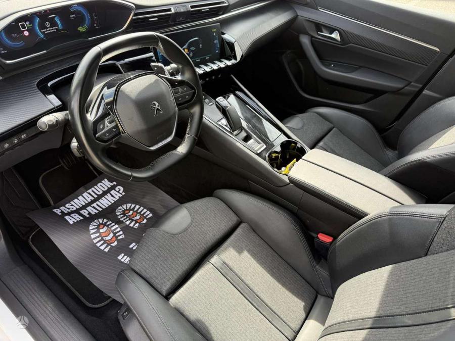 White Peugeot 508 2022 in Vilnius, with an engine capacity of 1.60 L and mileage of 220 thousand km for 12999 €, photo 34 on AUTOMOTO.COM.LV