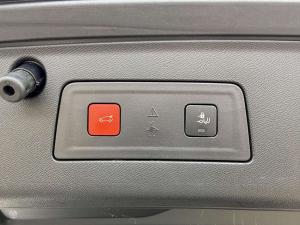 White Peugeot 508 2022 in Vilnius, with an engine capacity of 1.60 L and mileage of 220 thousand km for 12999 €, photo 38 on AUTOMOTO.COM.LV