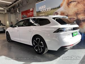 White Peugeot 508 2024 in Tallinn, with an engine capacity of 1.50 L and mileage of 30 thousand km for 24800 €, photo 4 on AUTOMOTO.COM.LV