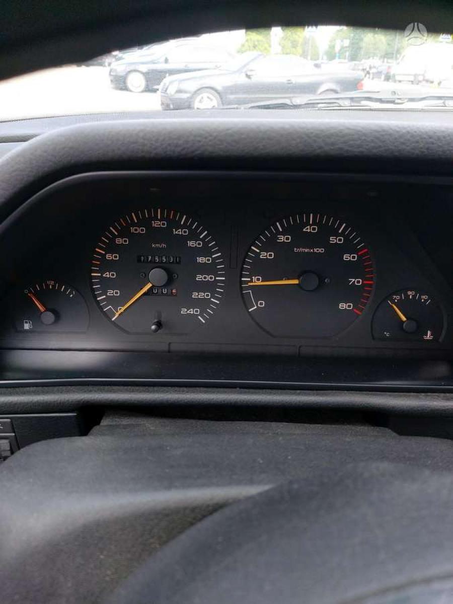 Красный Пежо 605 1996 в Каунас, объемом двигателя 2.00 л и пробегом 175 тыс. км за 500 €, фото 3 на AUTOMOTO.COM.LV