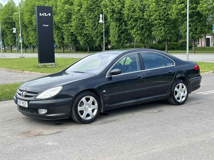 Black Peugeot 607 2004 in Narva, with an engine capacity of 3.00 L and mileage of 180 thousand km for 999 €, photo 1 on AUTOMOTO.COM.LV