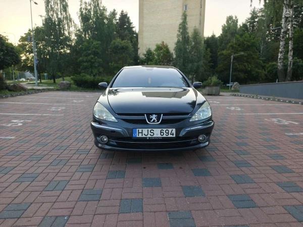 Черный Пежо 607 2007 в Вильнюс, объемом двигателя 2.70 л и пробегом 320 тыс. км за 1400 €, фото 2 на AUTOMOTO.COM.LV