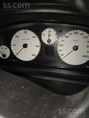 Синий Пежо 607 2001 в Даугавпилс, объемом двигателя 2.20 л и пробегом 307 тыс. км за 600 €, фото 8 на AUTOMOTO.COM.LV