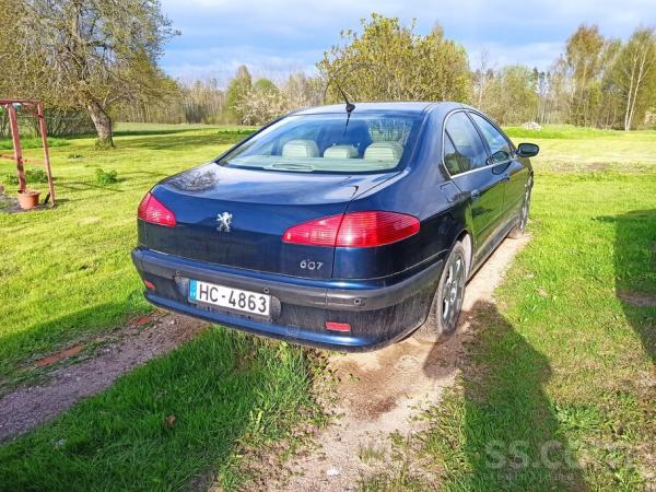 Blue Peugeot 607 2003 in Valmiera, with an engine capacity of 2.20 L and mileage of 360 thousand km for 1000 €, photo 3 on AUTOMOTO.COM.LV