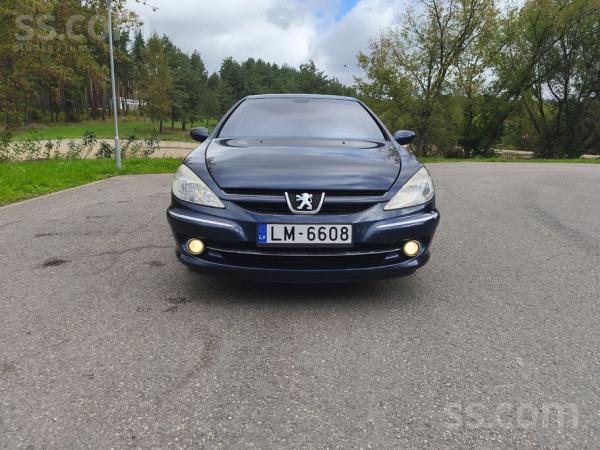 Blue Peugeot 607 2005 in Daugavpils, with an engine capacity of 2.20 L and mileage of 297 thousand km for 1950 €, photo 4 on AUTOMOTO.COM.LV