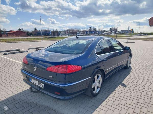 Blue Peugeot 607 2006 in Klaipeda, with an engine capacity of 2.72 L and mileage of 305 thousand km for 1800 €, photo 3 on AUTOMOTO.COM.LV