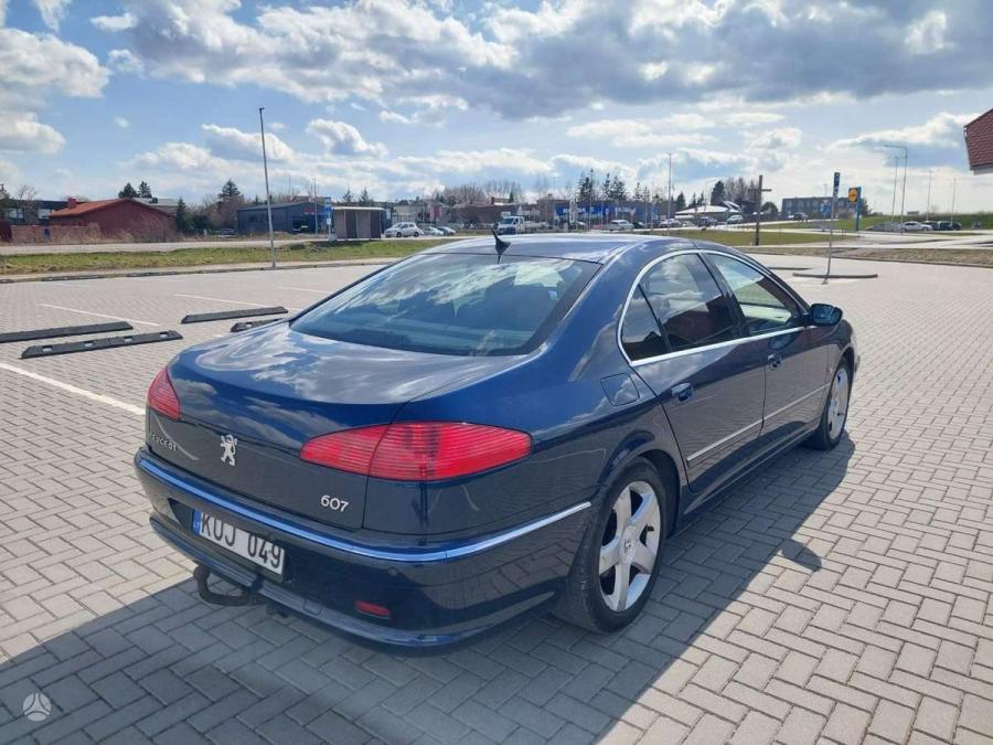 Blue Peugeot 607 2006 in Klaipeda, with an engine capacity of 2.72 L and mileage of 305 thousand km for 1800 €, photo 4 on AUTOMOTO.COM.LV
