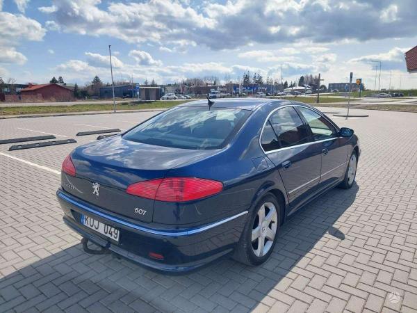 Blue Peugeot 607 2006 in Klaipeda, with an engine capacity of 2.72 L and mileage of 305 thousand km for 1600 €, photo 3 on AUTOMOTO.COM.LV