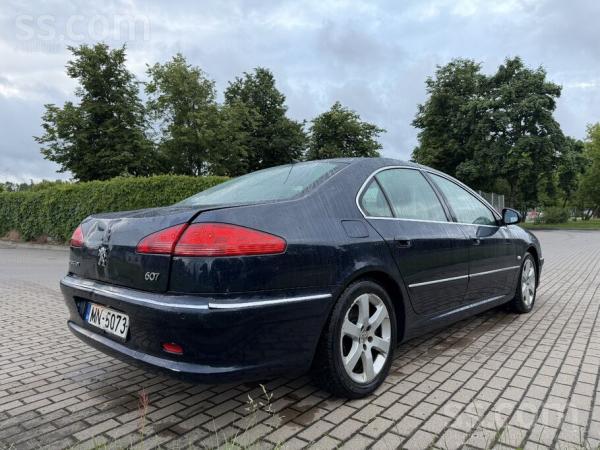 Blue Peugeot 607 2010 in Riga, with an engine capacity of 2.70 L and mileage of 282 thousand km for 990 €, photo 3 on AUTOMOTO.COM.LV