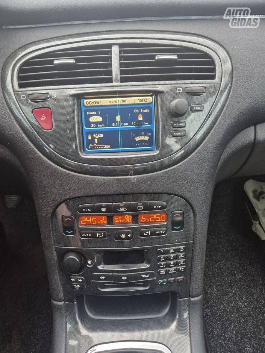 Grey Peugeot 607 2004 in Klaipeda, with an engine capacity of 2.20 L and mileage of 218 thousand km for 550 €, photo 18 on AUTOMOTO.COM.LV