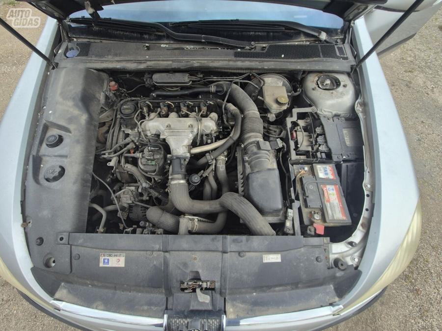 Grey Peugeot 607 2004 in Klaipeda, with an engine capacity of 2.20 L and mileage of 218 thousand km for 550 €, photo 25 on AUTOMOTO.COM.LV