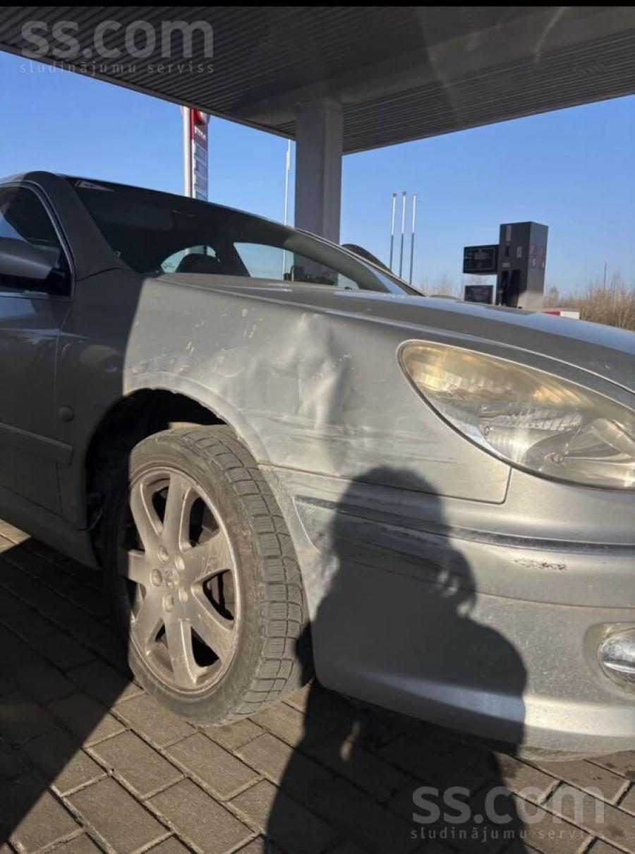 Серый Пежо 607 2004 в Даугавпилс, объемом двигателя 2.20 л и пробегом 309 тыс. км за 800 €, фото 9 на AUTOMOTO.COM.LV