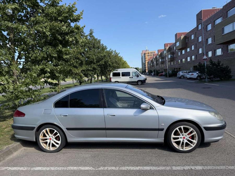 Grey Peugeot 607 2005 in Kaunas, with an engine capacity of 2.23 L and mileage of 3 thousand km for 599 €, photo 5 on AUTOMOTO.COM.LV