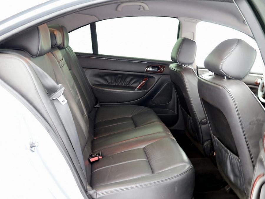 Grey Peugeot 607 2007 in Tallinn, with an engine capacity of 2.70 L and mileage of 209 thousand km for 1199 €, photo 8 on AUTOMOTO.COM.LV