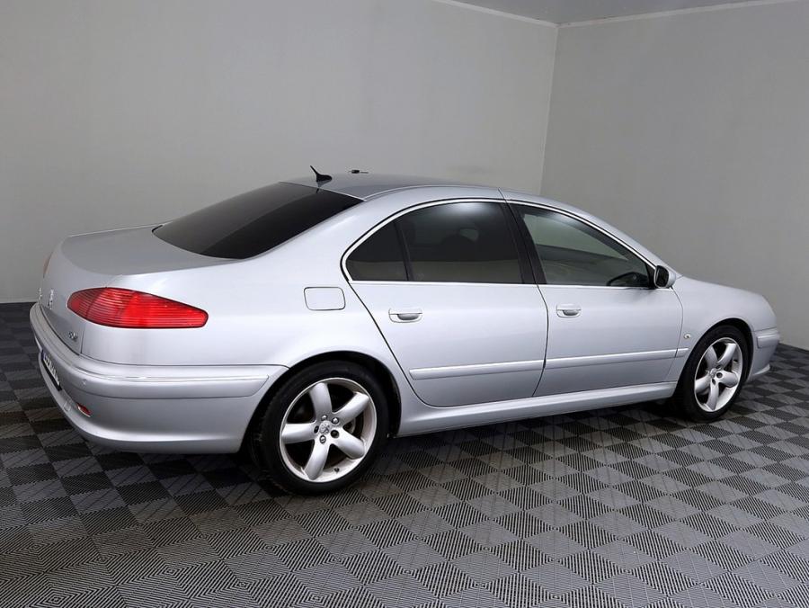 Grey Peugeot 607 2007 in Tallinn, with an engine capacity of 2.70 L and mileage of 209 thousand km for 1199 €, photo 11 on AUTOMOTO.COM.LV