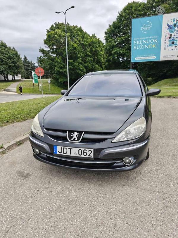 Grey Peugeot 607 2008 in Kaunas, with an engine capacity of 2.00 L and mileage of 305 thousand km for 1400 €, photo 1 on AUTOMOTO.COM.LV