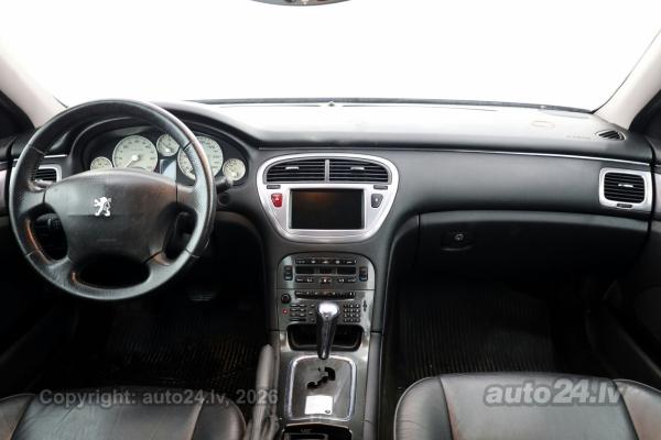 Grey Peugeot 607 2008 in Tallinn, with an engine capacity of 2.70 L and mileage of 199 thousand km for 899 €, photo 6 on AUTOMOTO.COM.LV
