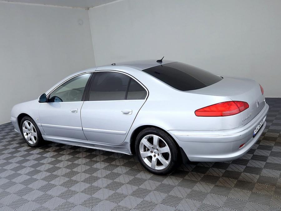 Pelēks Peugeot 607 2010 Tallina, ar dzinēja tilpumu 2.70 L un nobraukumu 273 tūkst. km par 899 €, foto 5 vietnē AUTOMOTO.COM.LV