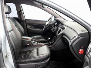 Pelēks Peugeot 607 2010 Tallina, ar dzinēja tilpumu 2.70 L un nobraukumu 273 tūkst. km par 899 €, foto 7 vietnē AUTOMOTO.COM.LV